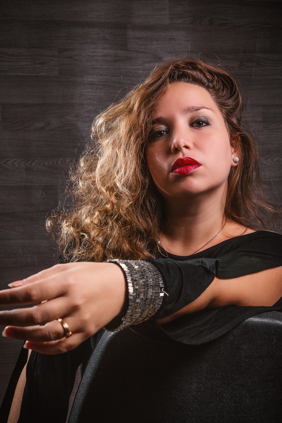 [ADELANTO] Las tarántulas, poemario de Elaine Vilar Madruga - La Raza ...